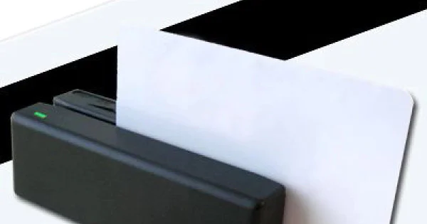 ID Tech MiniMag II Magnetic Stripe Card Reader